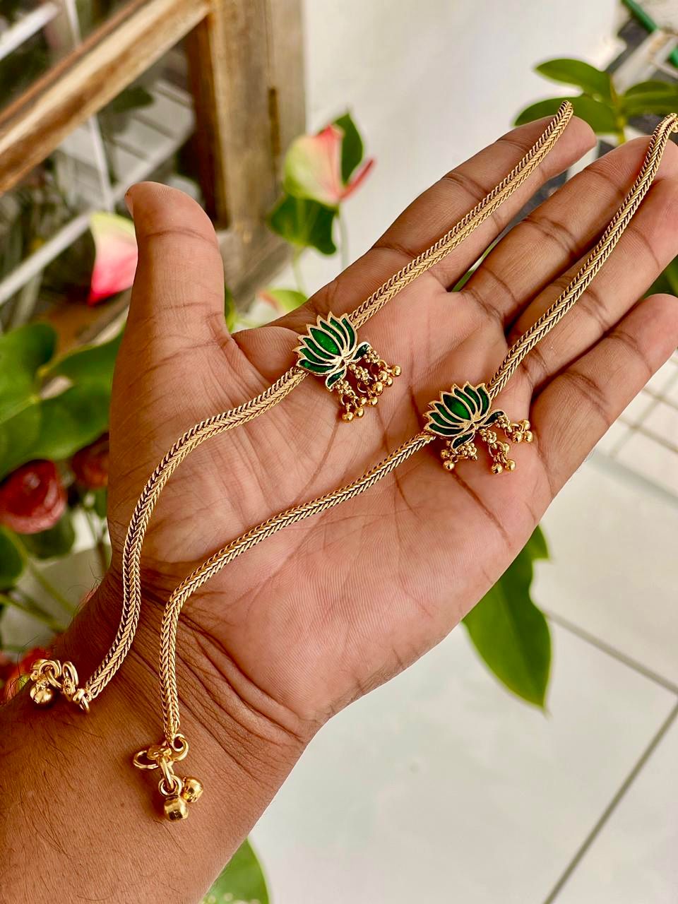 Emerald Lotus Padasaram(Anklet) – Mannat Jewelz